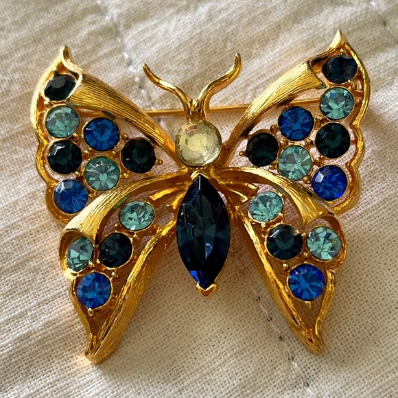 Lia | Jewelry | Lia Vintage Blue Rhinestone Butterfly Brooch Pin ...